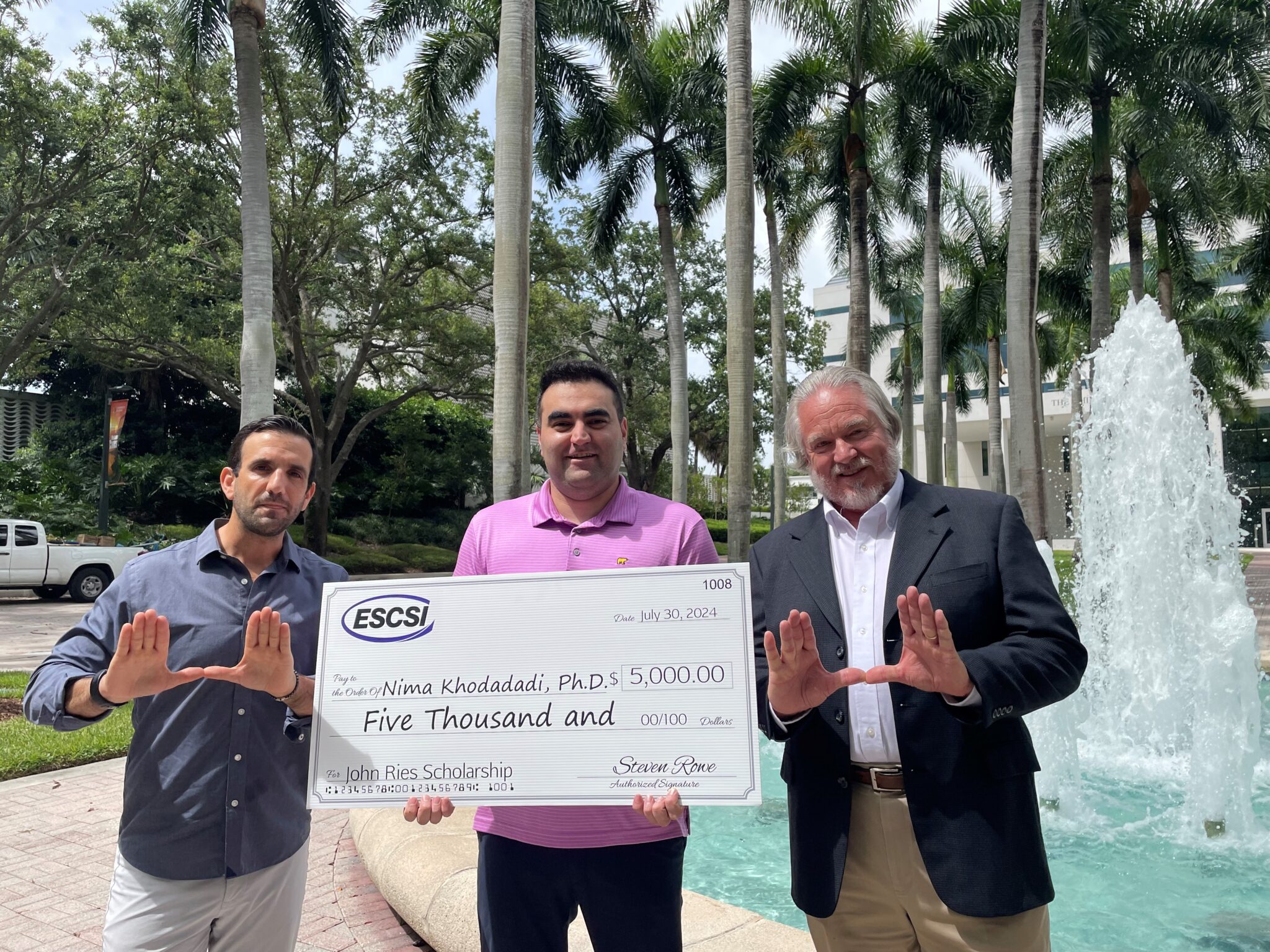ESCSI Presents Check to John Ries Scholarship Winner in Miami - ESCSI